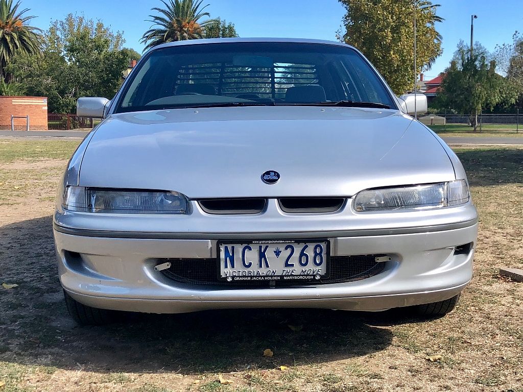 1994 VR Commodore Acclaim Series II | Sold | Australian Muscle Car Sales